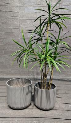China Customizable Fiber Clay Planter Round Weather - Resistant for sale