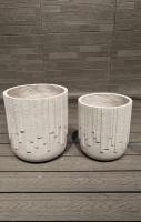 China Hand Carve Fiber Clay Planter Custom Color Round Cement Pot for Outdoor Garden Decor for sale