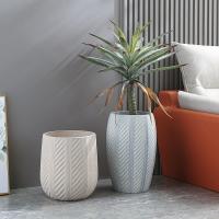 China Quangui Powder Coated Fiber Clay Planter Round D440x390mm for Patio Garden for sale