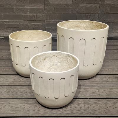 China Fiber Clay Planter Φ170 H210 Round Modern Indoor Outdoor Durable Lightweight Custom Color for sale