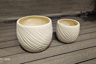 China Quangui Fiber Clay Planter Round 350x350x320mm Waterproof Fireproof with Drainage Holes for sale