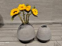 China Hand Carved Round Fiber Clay Planter 5-6 Years Outdoor Vintage Finish for sale