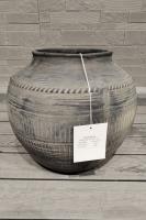 China Round Vintage Fiber Clay Planter 44x44x38.5cm Hand Carved Finish for sale