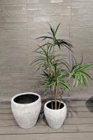 China Custom Fiber Clay Planter Frost Resistant Round 300x410mm for Garden Hotel for sale