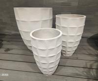 China Quangui Fiber Clay Planter Round Modern Custom Color Frost Resistant 5-6 Years Outdoor for sale