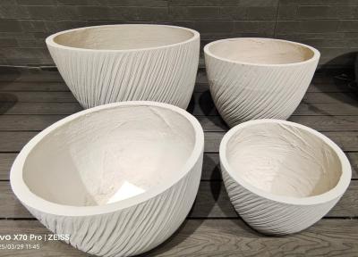 China Quangui Fiber Clay Planter 7-8 Years Indoor Life Round Modern Plant Pot for Camping Burner Barbecue for sale