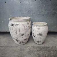 China Quangui Vintage Fiber Clay Planter Round Hand Carved Frost Resistant Indoor Outdoor 300mm for sale
