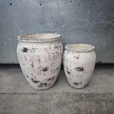 China Quangui Vintage Fiber Clay Planter Round Hand Carved Frost Resistant Indoor Outdoor 300mm for sale