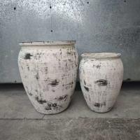 China Quangui Vintage Fiber Clay Planter Round Hand Carved Frost Resistant Indoor Outdoor 300mm for sale