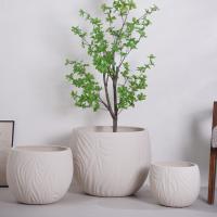 China Quangui Fiber Clay Planter Round Flowerpot Indoor Outdoor 3 Size Options Custom Color for sale
