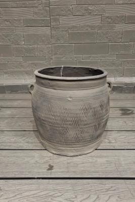 China Texture Surface Frost Resistant Fiberclay Planter For Modern Outdoor Decor for sale