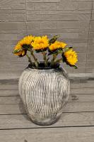 China Stylish And Functional Fiberclay Planter For Modern Outdoor Space for sale