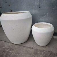 China Fiber Clay Planter Round Matte White 5-6 Years Outdoor 7-8 Years Indoor for sale