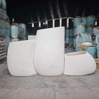 China Quangui QG-307 White Irregular Curved Round Fiber Clay Planter 5-6 Years Outdoor for sale