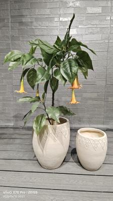 China Fiber Clay Planter Lightweight Durable 5-6 Years Outdoor 7-8 Years Indoor Custom Color for sale