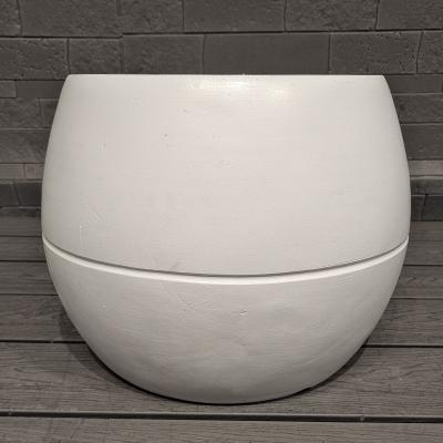 China Fiber Clay Planter 90 MPa Bending Strength 5-6 Years Outdoor Durable Lightweight Custom Color for sale