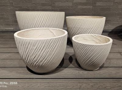 China White Round Fiber Clay Planter Modern Hand Carved Durable 5-6 Years Outdoor for sale