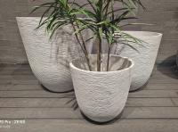 China Fiber Clay Planter Round Wavy Lines 4 Sizes Lightweight Durable Indoor Outdoor for sale