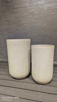 China Light Beige Vertically Arranged Thin Stripe Textures Round Fiber Clay Rooftop Gardens Pot for sale