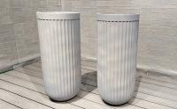 China Fiber Clay Planter Tall Cool Gray Linear Round Durable Lightweight 5-6 Years Outdoor for sale