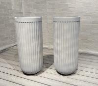 China Fiber Clay Planter Tall Cool Gray Linear Round Durable Lightweight 5-6 Years Outdoor for sale