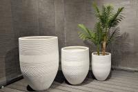 China Fiber Clay Planter Round Textured White 3 Sizes Durable Lightweight for Indoor Outdoor Decoration for sale