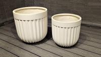 China White Delux Vertical Fluted Fiber Clay Planter Round Egg Shape for Garden Park Landscaping for sale