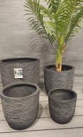 China Quangui Fiber Clay Planter Round Custom Color 5-6 Years Outdoor Use for sale