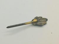 China Leaf Shape Coffin Screws 2.6×9cm Zamak Material with SGS Certification for Funeral Casket Decoration for sale