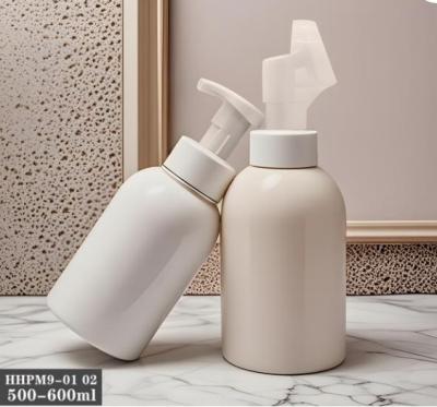 China Customized Plastic Cleanser Bottles 500-600ml PE Bottle with Foam Pump for sale
