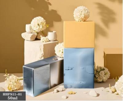 China Customized 50ml PE Plastic Sunscreen Square Bottle with Pump for Cosmetic Lotion for sale