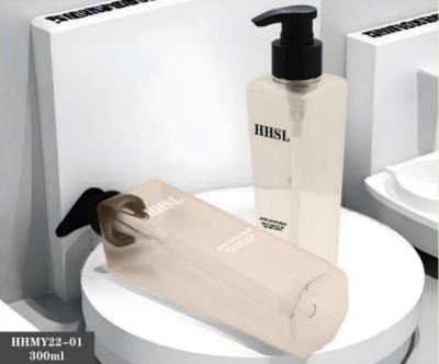 China Customized Plastic Luxury Shampoo Bottles 300ml PET Bottle for sale