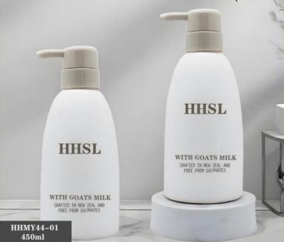 China Customized Plastic Luxury Shampoo Bottles 450ml PE Bottle for sale