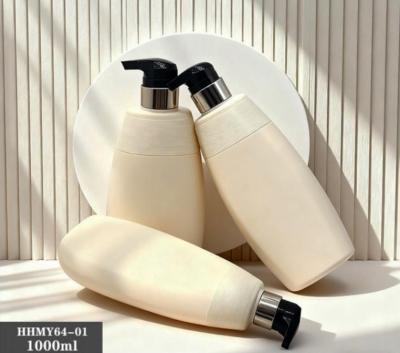 China Customized Plastic Luxury Square Shampoo Bottles 1000ml PE Bottle for sale