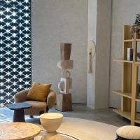 China Geometric Wood Floor Sculpture Showroom 160cm Abstract Sculpture Home Decor for sale