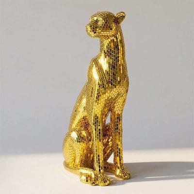 China Handcrafted Gold Leopard Statue Mosaic Artistryfor Decorative Commercial Spaces for sale