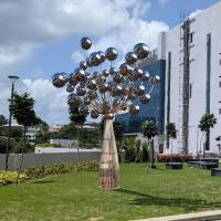 China Mirror Polished Stainless Steel Tree Sculpture Public Art Silver Abstract Sculpture for sale