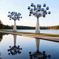 China Mirror Polished Stainless Steel Tree Sculpture Public Art Silver Abstract Sculpture for sale
