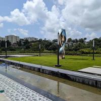 China Large Abstract Sculpture Decor Custom Colors Polished Outdoor Landscape Sculptures for sale