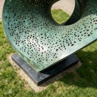 China Public  Modern Garden Sculptures Stainless Steel Statue Laser Cut Hand Forged Sculpture for sale