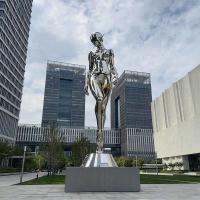 China Futuristic Chrome Figurative Sculptures Mirror Finish Female Figure Sculpture Indoor for sale