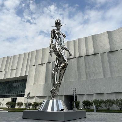 China Futuristic Chrome Figurative Sculptures Mirror Finish Female Figure Sculpture Indoor for sale
