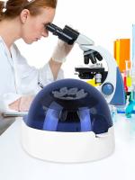 China Economical 7000rpm Benchtop Mini Centrifuge Machine For Microtubes And PCR Strips for sale