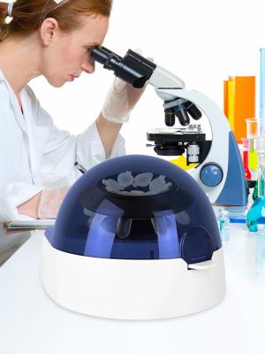 China Economical 7000rpm Benchtop Mini Centrifuge Machine For Microtubes And PCR Strips for sale
