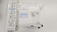 China OEM Adjustable Volume 0.1uL -10mL Mechanical Pipette Laboratory Liquid Handler for sale