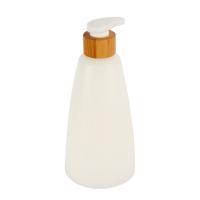 China 200ml 300ml 500ml 7oz 10oz 16oz Refillable Conical HDPE Lotion Bottle With Natural Bamboo for sale