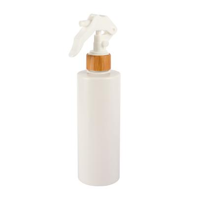 China 100ml 150ml 200ml Cosmetic Spray Bottle PET Natural Bamboo Trigger Spray Bottle For Perfume for sale