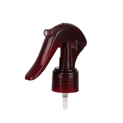 China Wine Red Plastic Mini Trigger Sprayer 28/410 For Gardening House Cleaning for sale