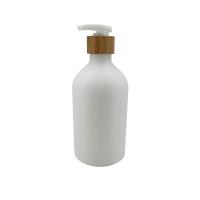 China 500ml Flat Headed Cosmetic Lotion Bottle 16 Ounce Plastic Bottle Pump Dispenser for sale