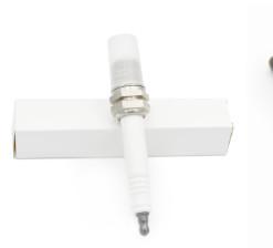 China MTU 12V4000GS Applicable Industrial Spark Plug for sale